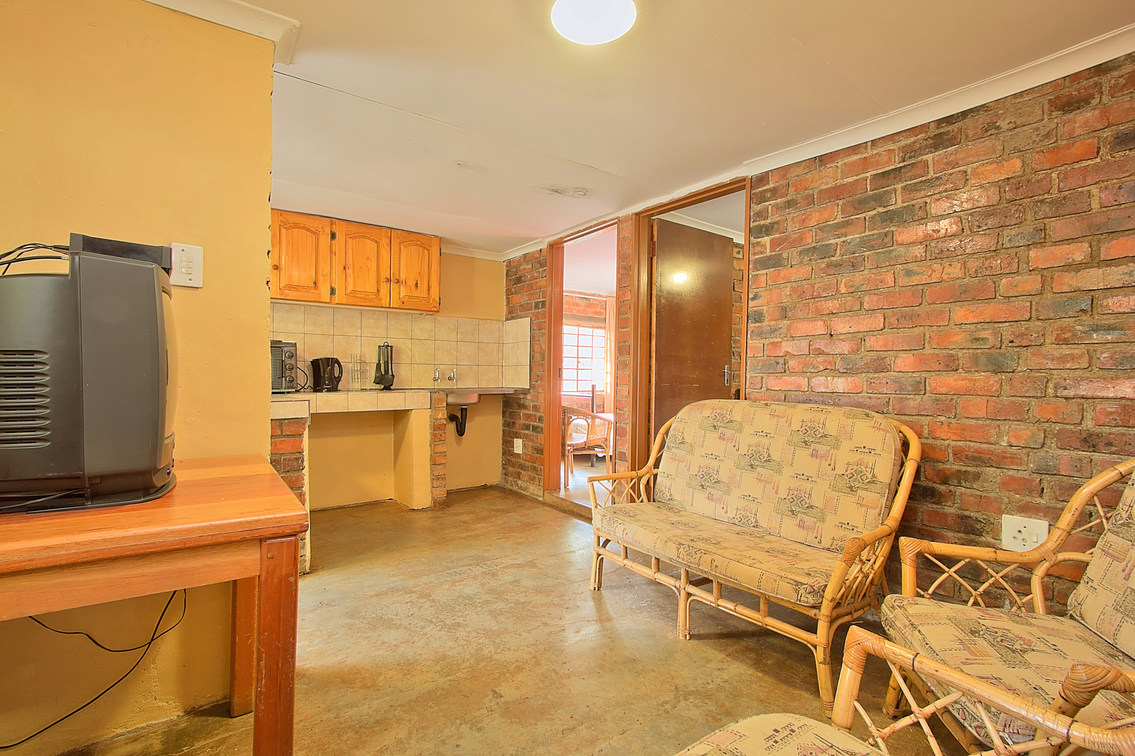 Elangeni Holiday Resort | LekkeSlaap