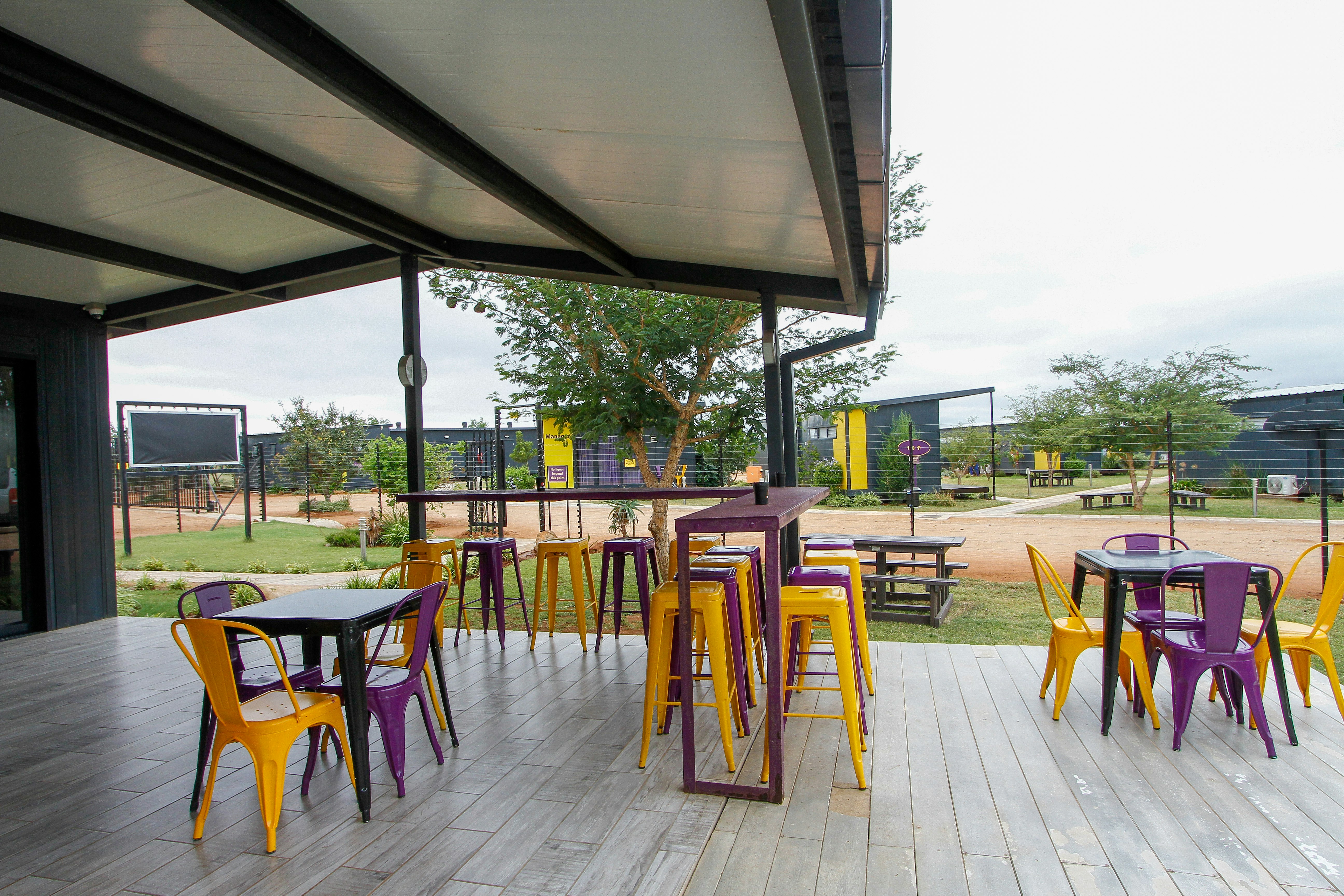 Accommodation near Botlokwa Hospital | LekkeSlaap