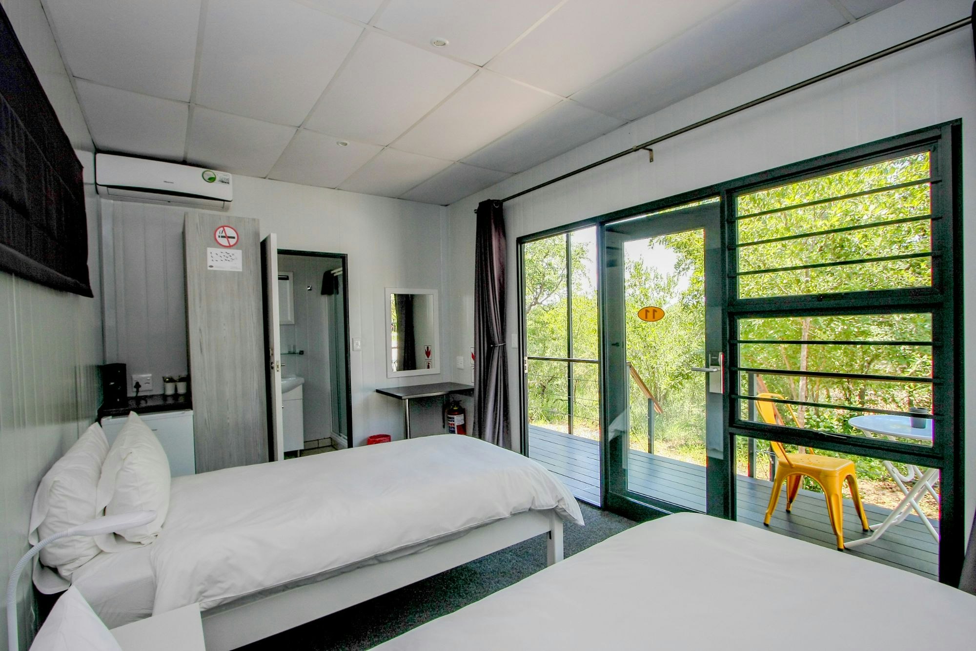 SleepOver Kruger Gate | LekkeSlaap