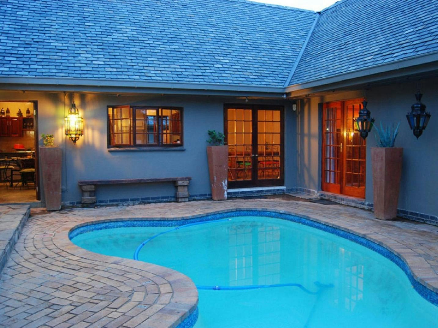 The Wardrobe Guest House | LekkeSlaap