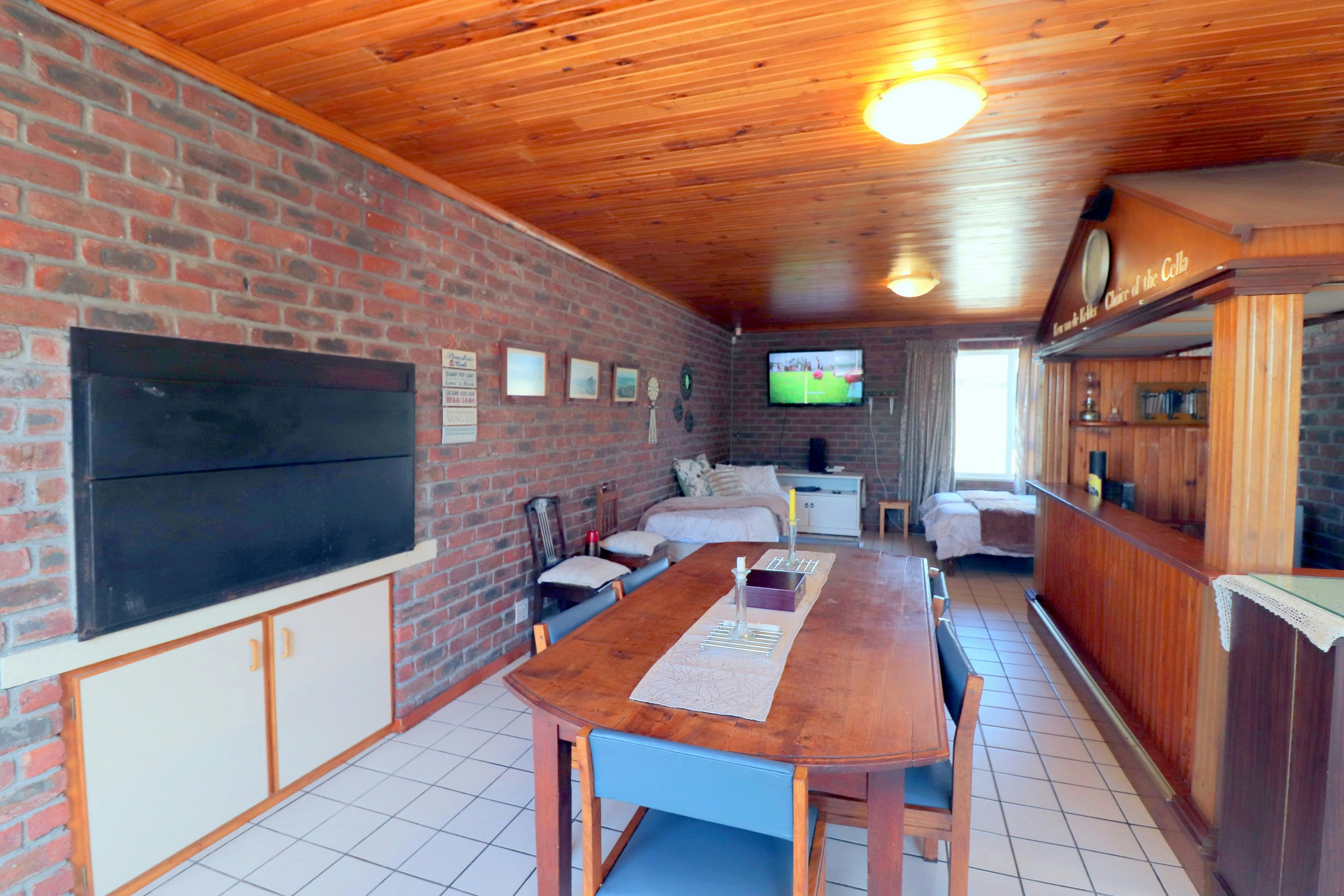 Geelstert 25 | LekkeSlaap