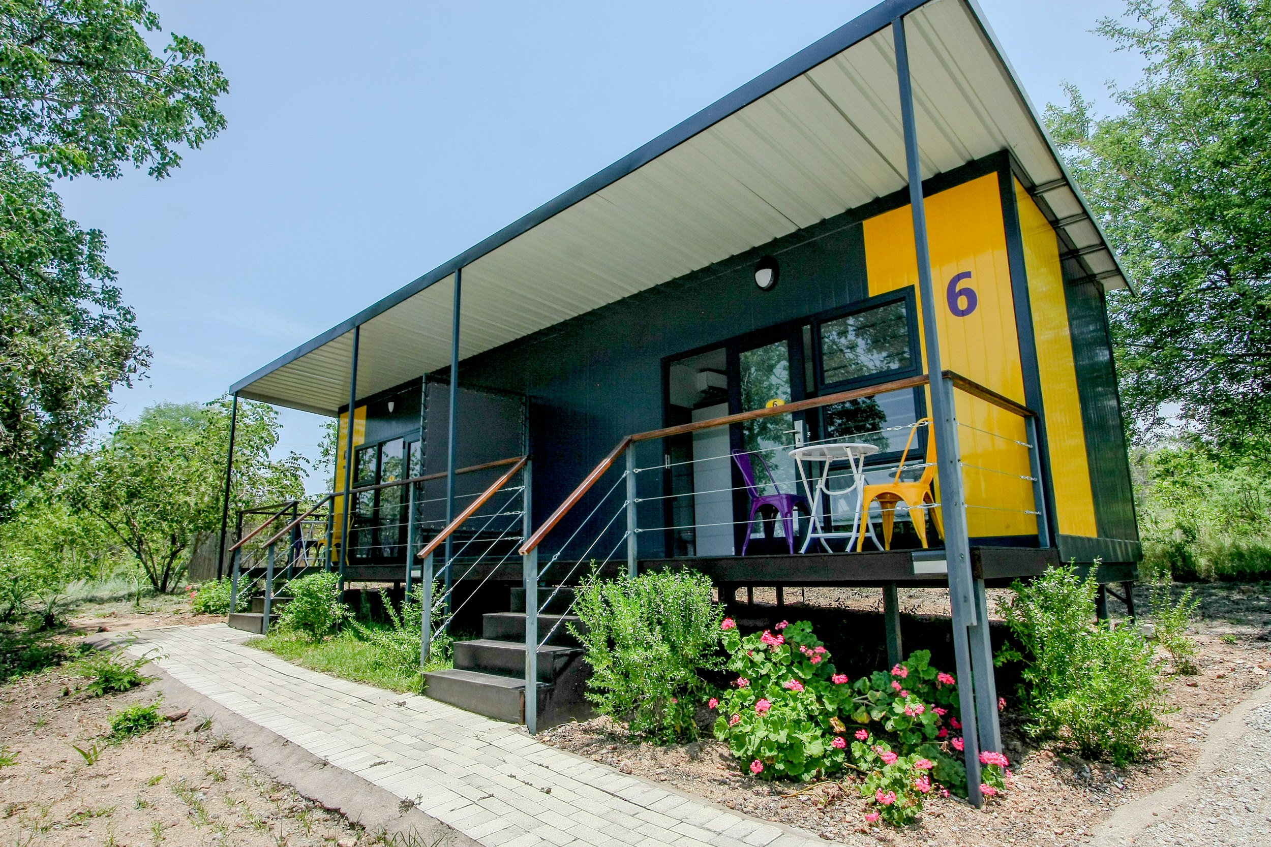 SleepOver Kruger Gate | LekkeSlaap