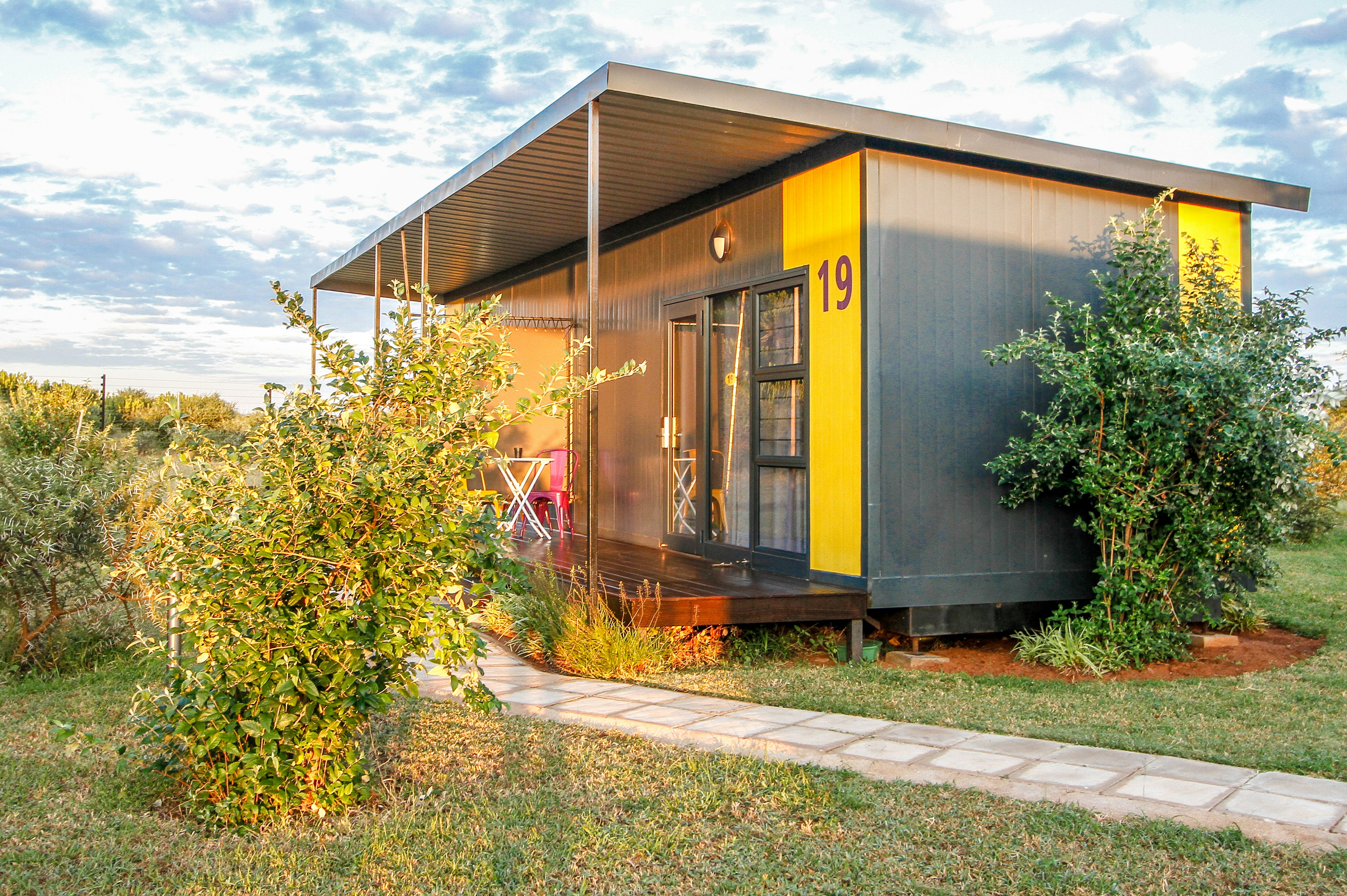 Accommodation near Botlokwa Hospital | LekkeSlaap