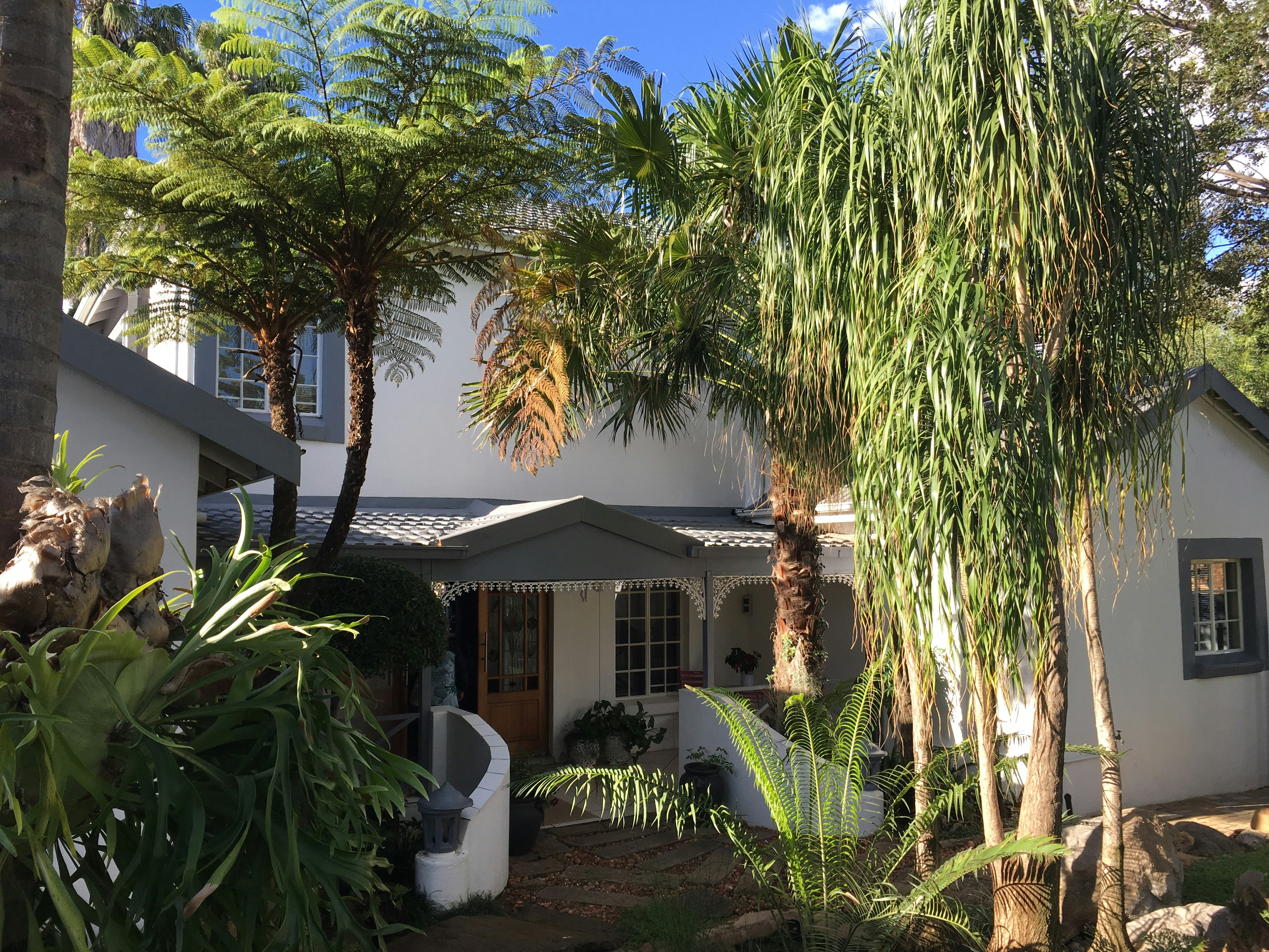 Ruby Rose Guest House | LekkeSlaap