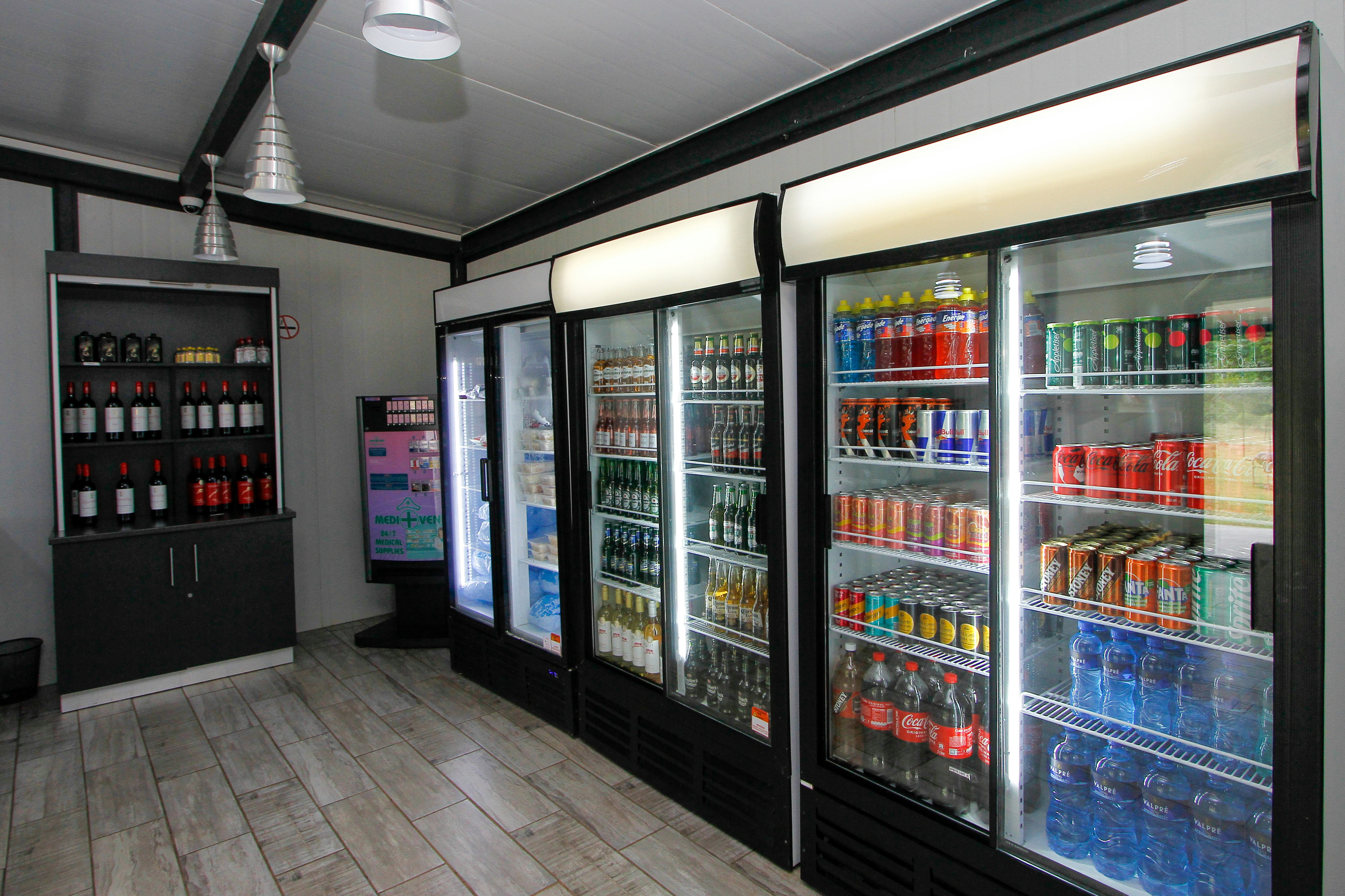 Accommodation near Botlokwa Hospital | LekkeSlaap