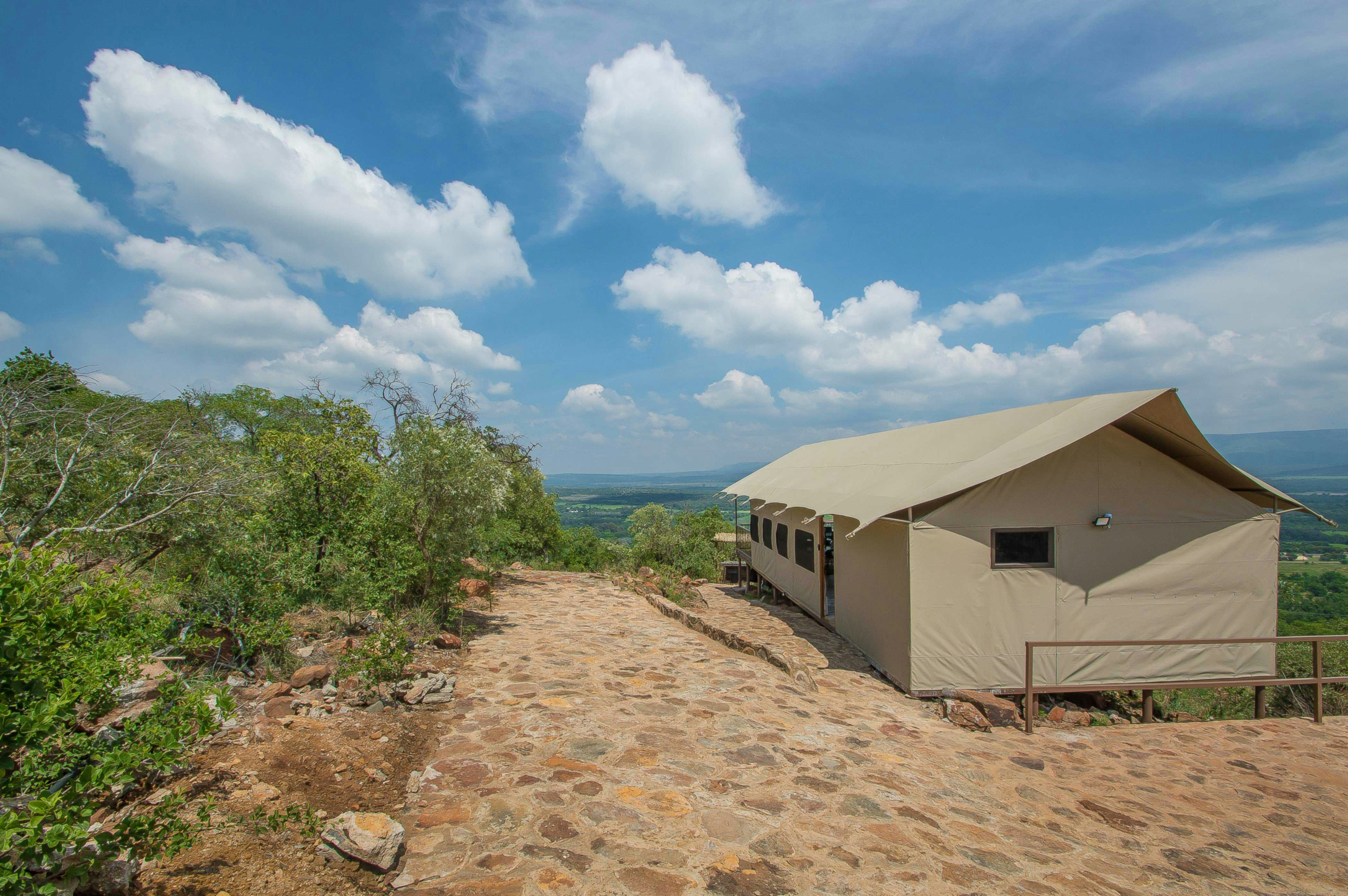 Idwala Le Ingwe Lodge | LekkeSlaap