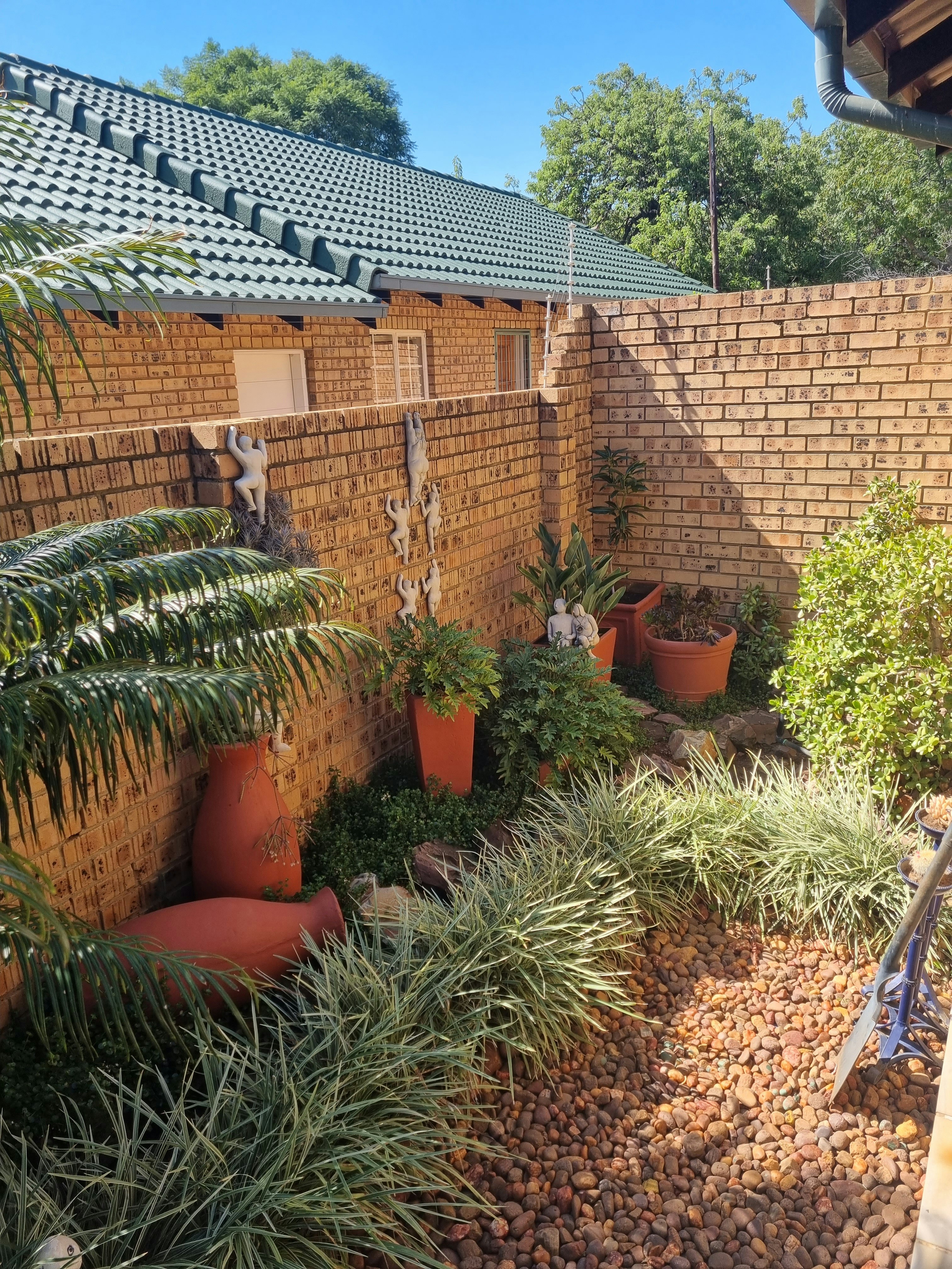 Accommodation near Life Wilgers Hospital | LekkeSlaap