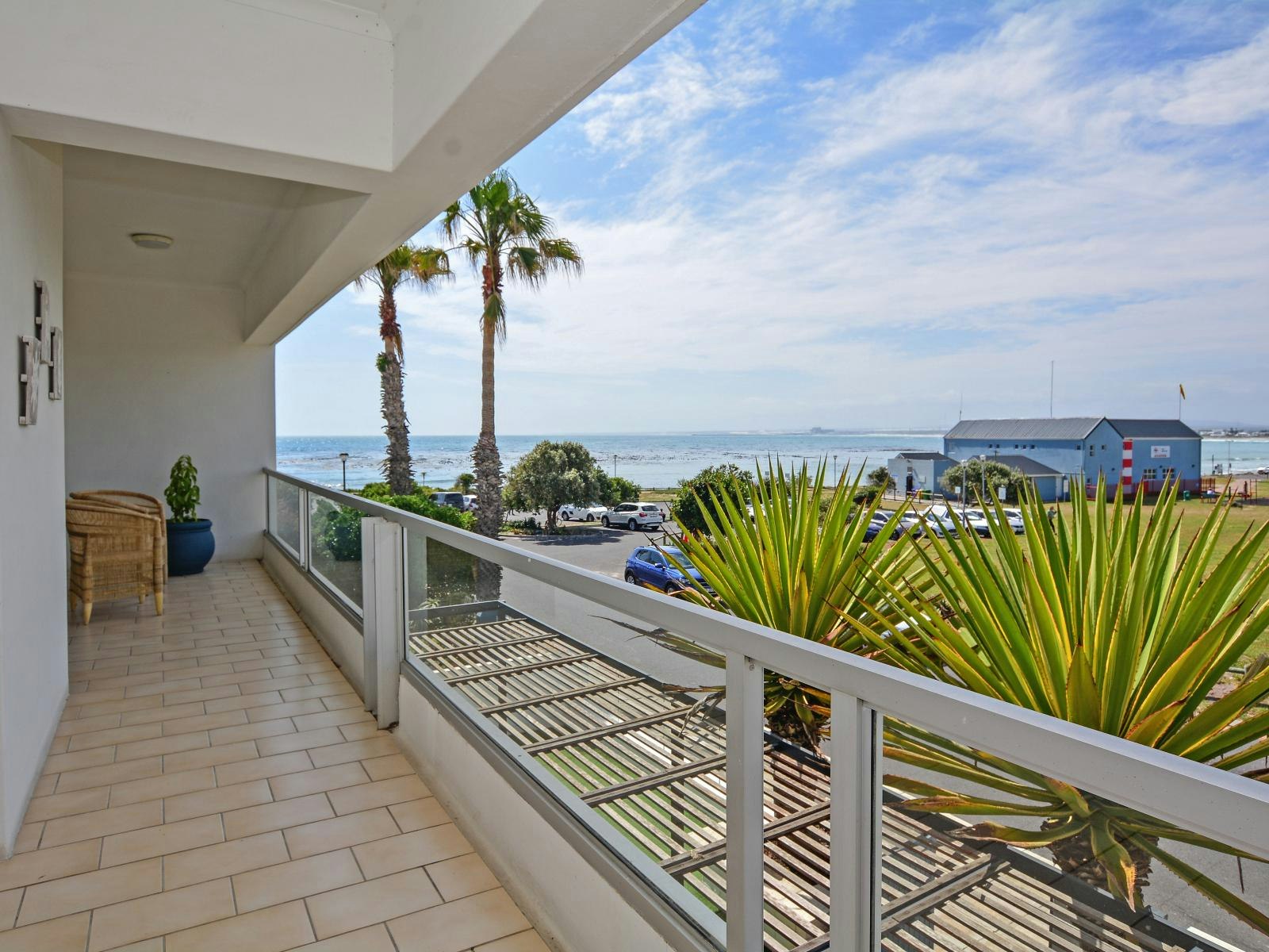 19 Beach Road | Rooms