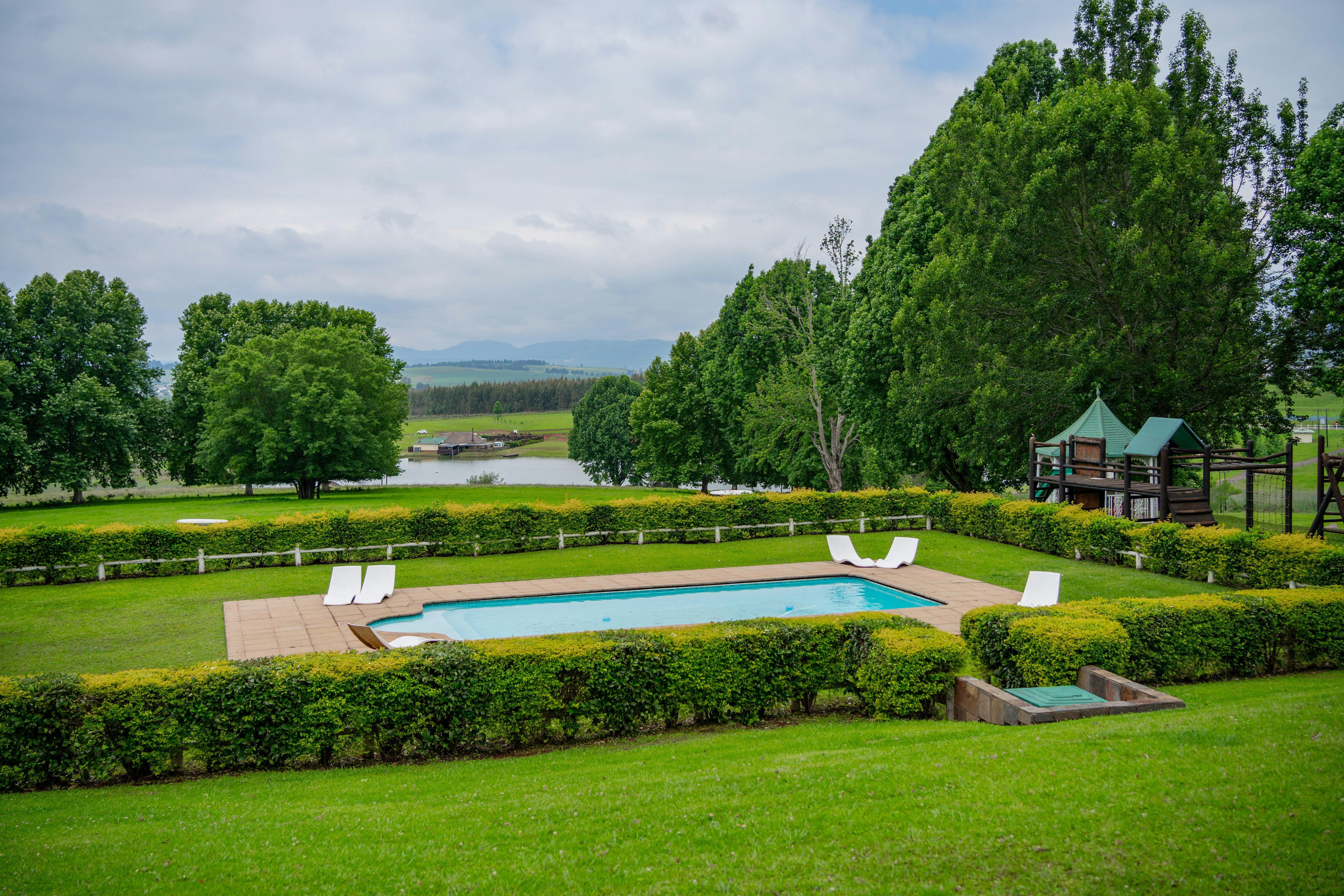 St Ives Lodge | LekkeSlaap