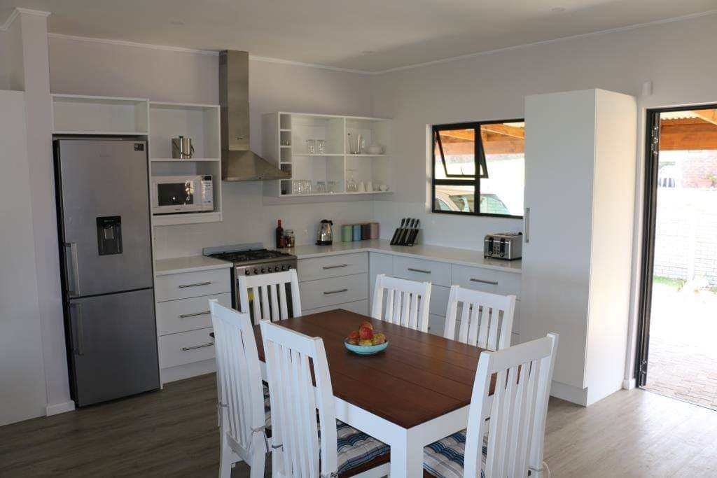 Chintsa (Cintsa) Accommodation - LekkeSlaap