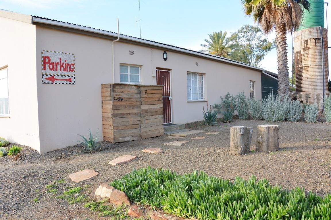 Boereplaas Nieuwoudtville | LekkeSlaap