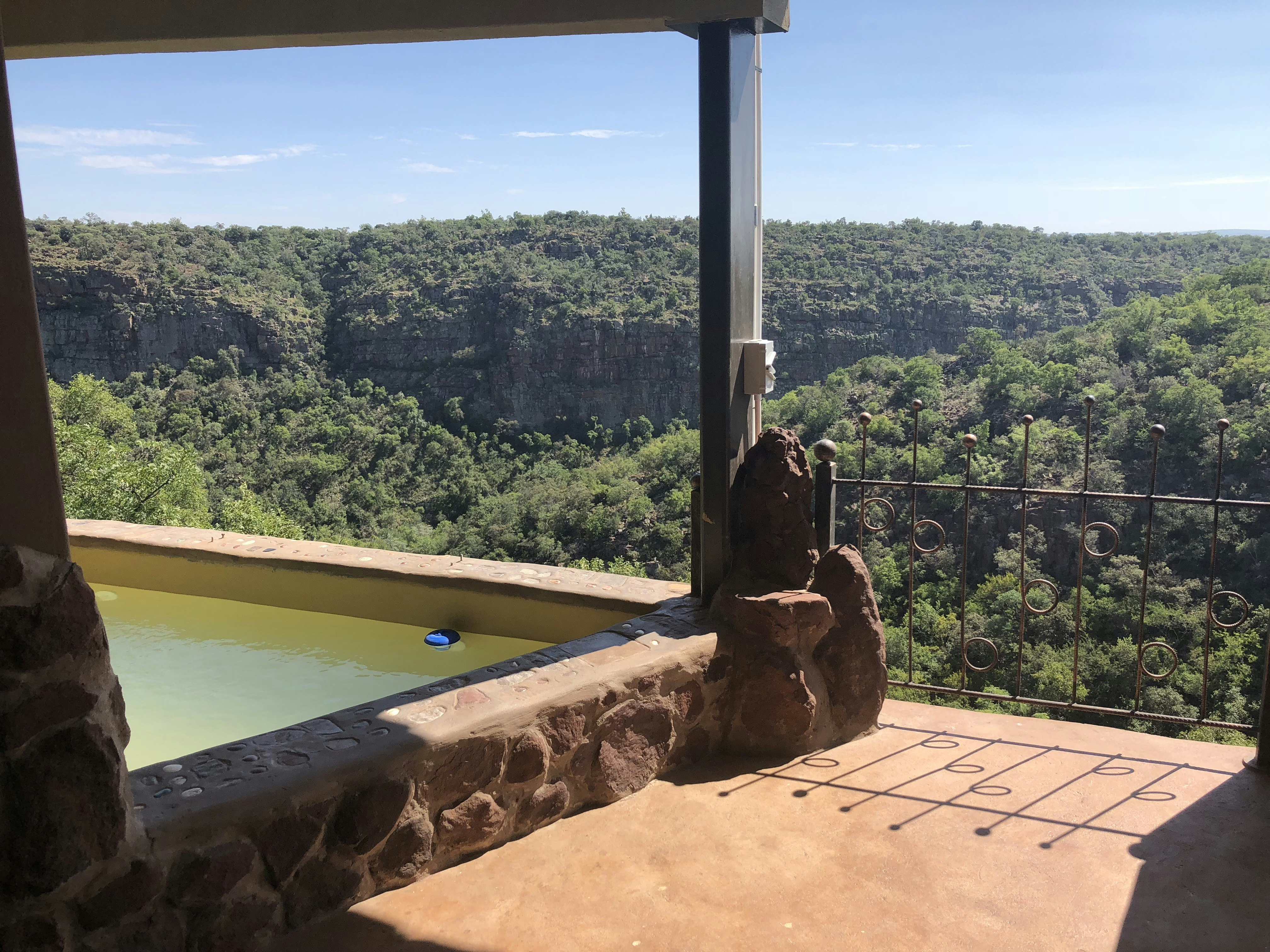 Leopards Rock Bush Boutique | Rooms