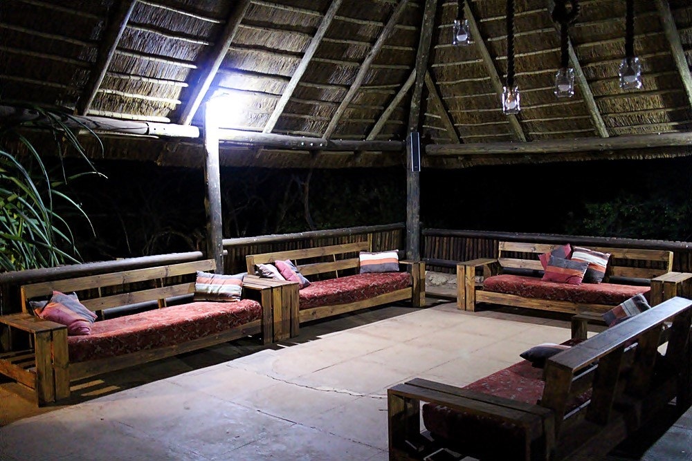 Thwane Bush Camp | LekkeSlaap