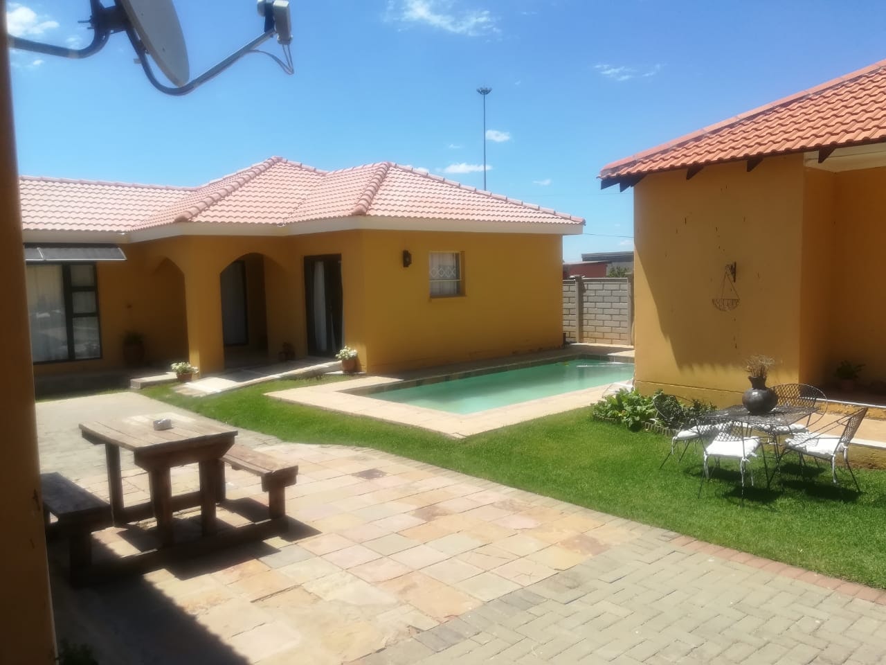 Akkommodasie naby Sun City | LekkeSlaap