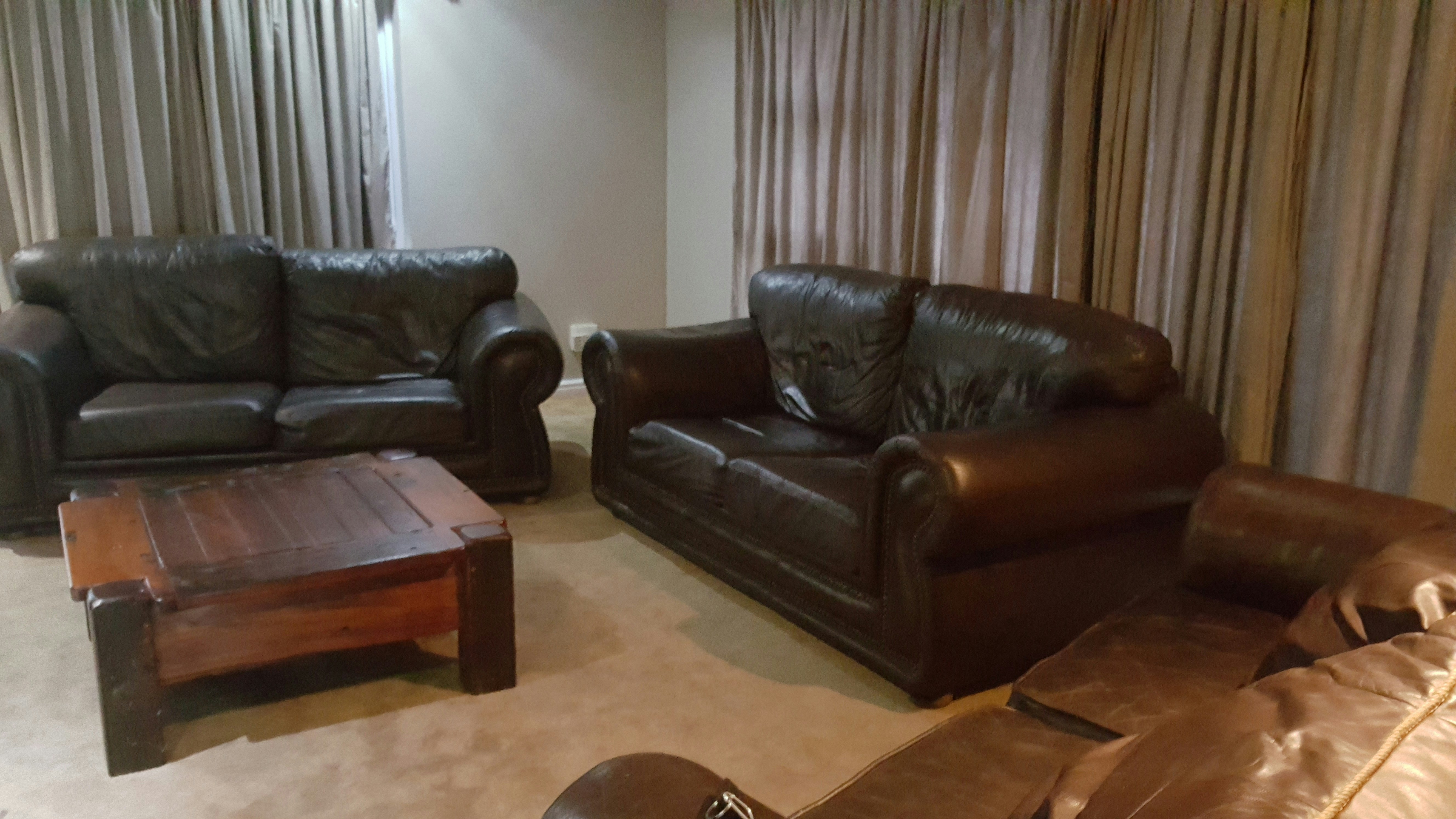 9 on La Roche Drive | Rooms